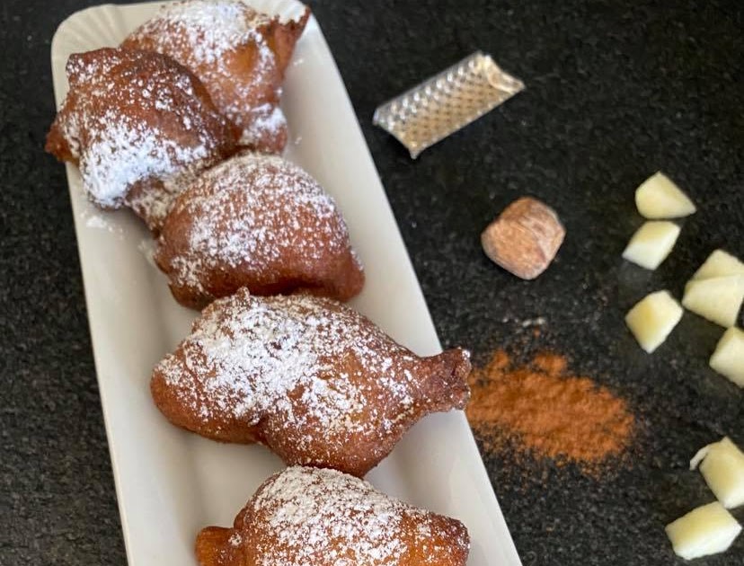 Starbooks: FRUIT FRITTERS