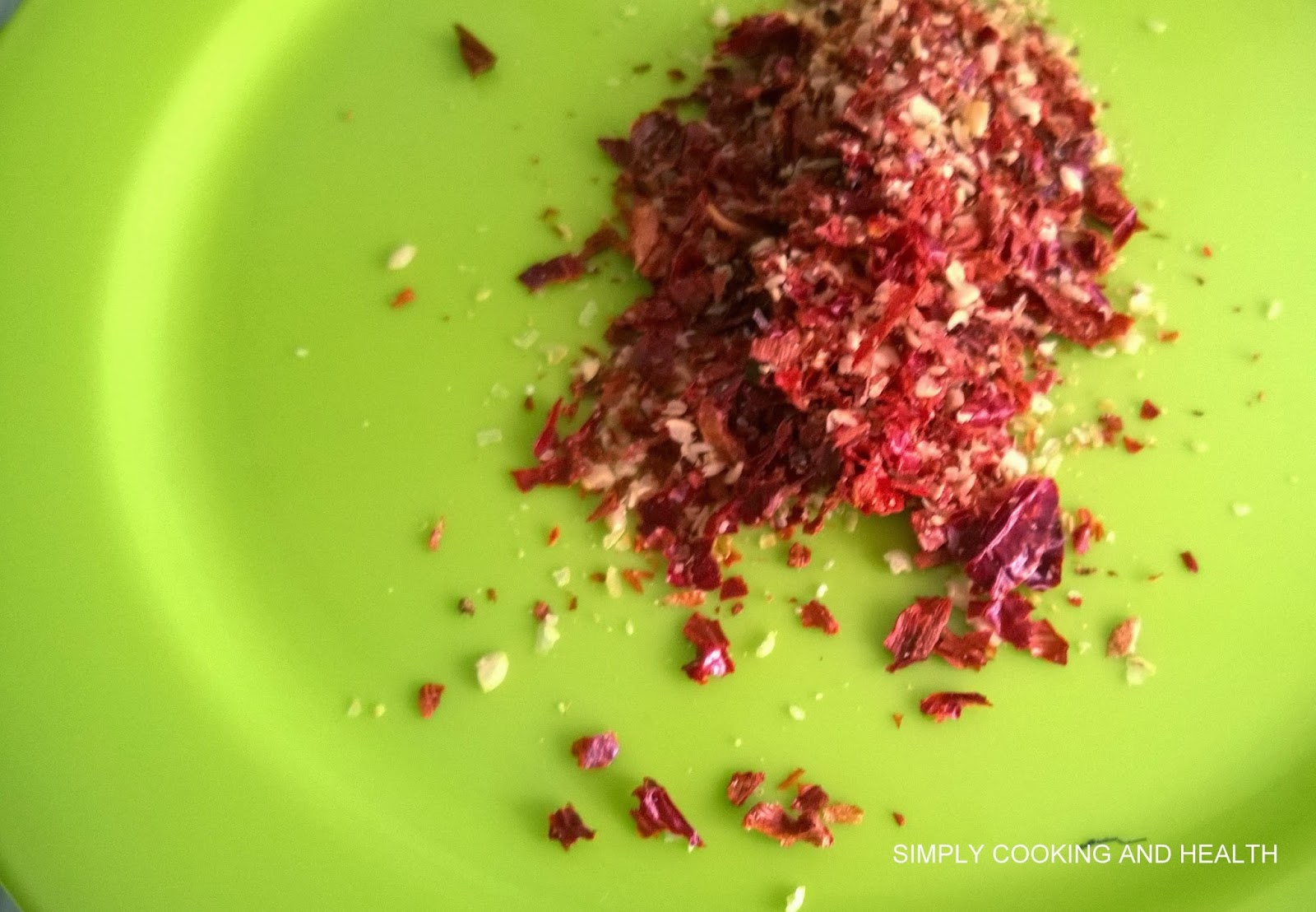 Simply Cooking and Health: Spicy kale stir fry with carrot and broken chili