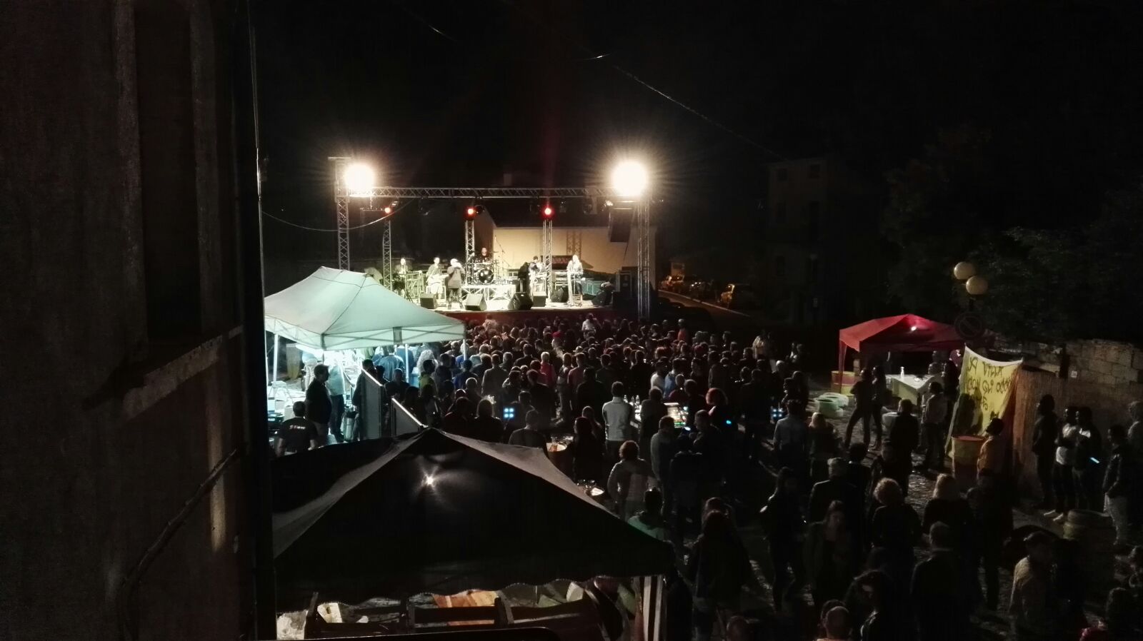 VILLA SCONTRONE, IL 24 E 25 AGOSTO TORNA VILLA IN FERMENTO - LEGGIA ...