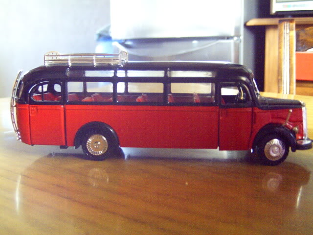 auto modellbaus: Omnibus Mercedes Benz O 3600 - NZG