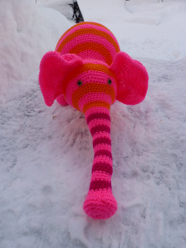 Maiken virkar: Virkad elefant