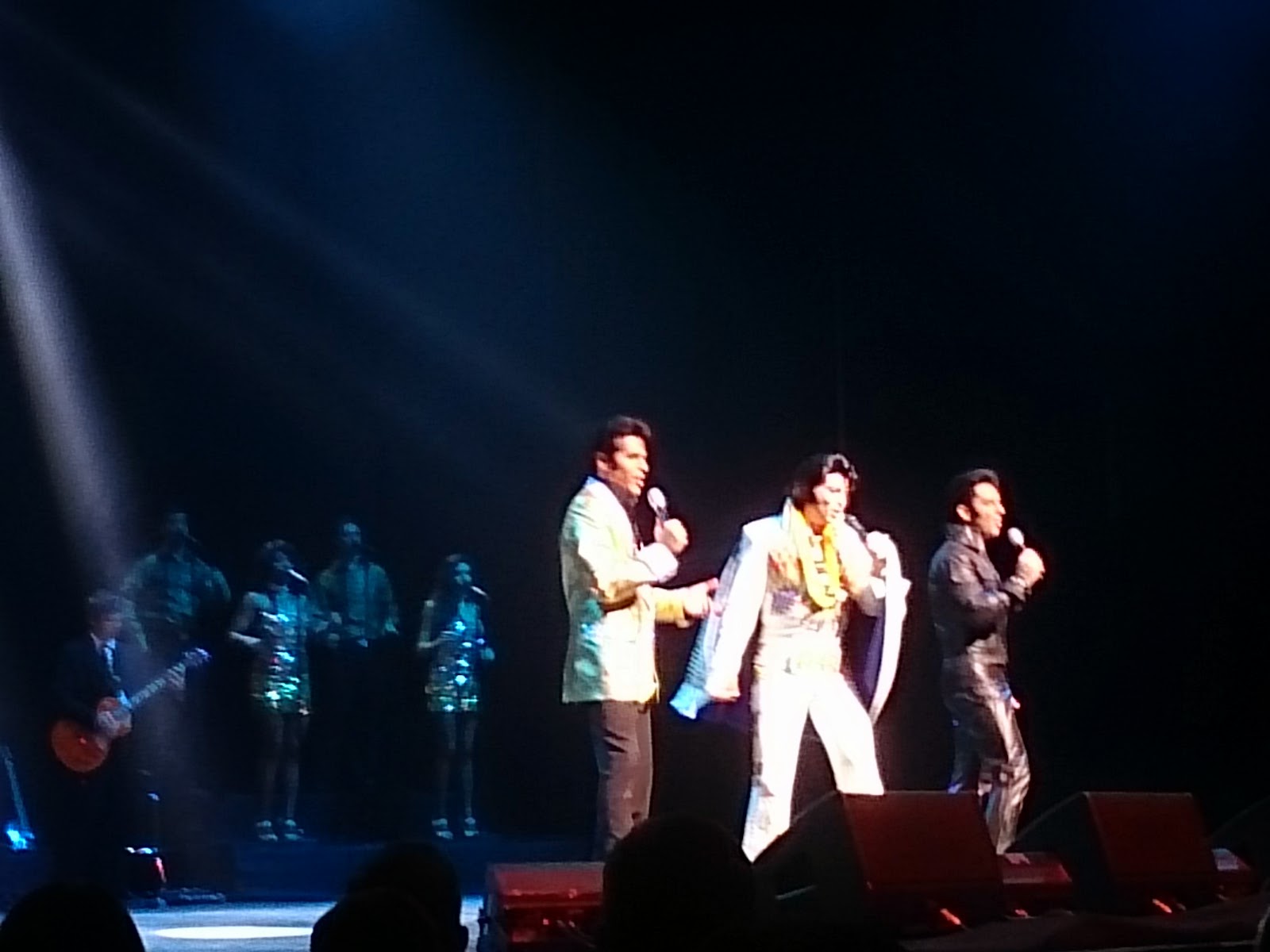Review: The Ultimate Tribute to Elvis