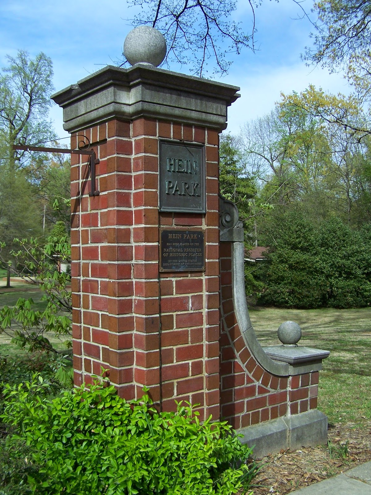 Crème de Memph: Subdivision Entrances