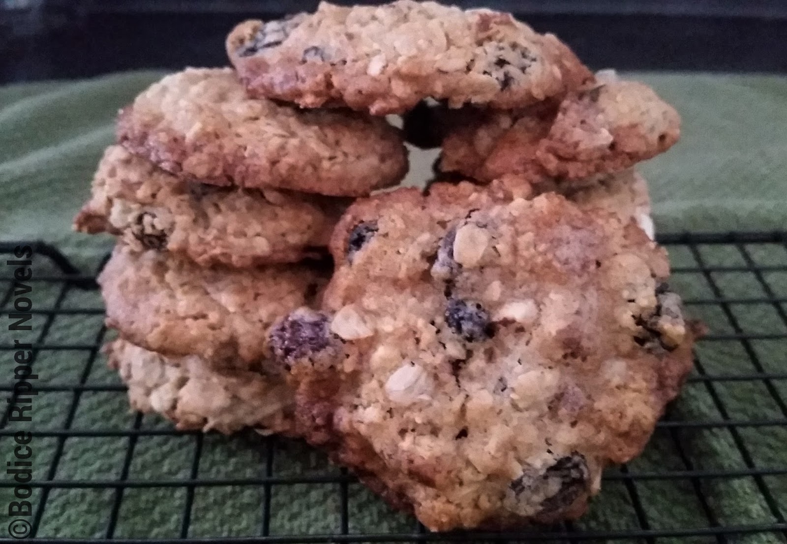 Favorite Cookies: More Than 40 Recipes for Iconic Treats by Williams ...