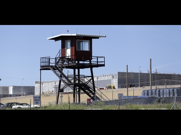 UNDER MATTAN: USA bygger största spioncentret på jorden... 2013 update (2)