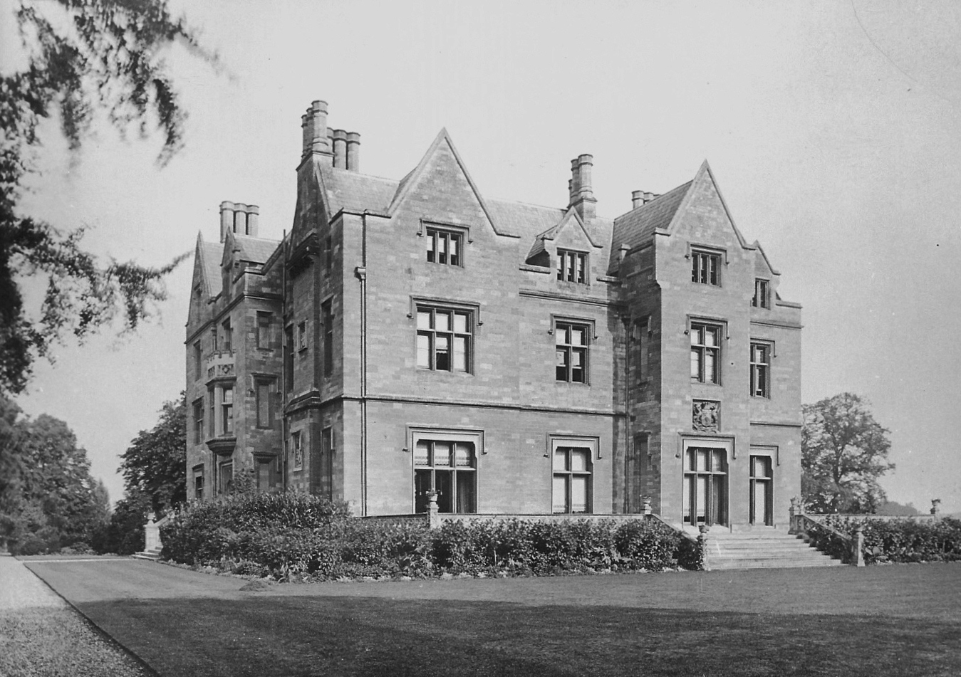 Nocton in Lincolnshire: Nocton Hall - inside out