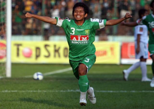 Best Wallpaper 2012: Kumpulan Foto Andik Vermansyah