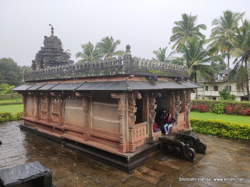Ikkeri Aghoreshwara Temple near Sagar - eNidhi India Travel Blog