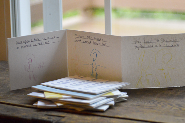 swoon studio: Crafts with kids: Mini storybooks.