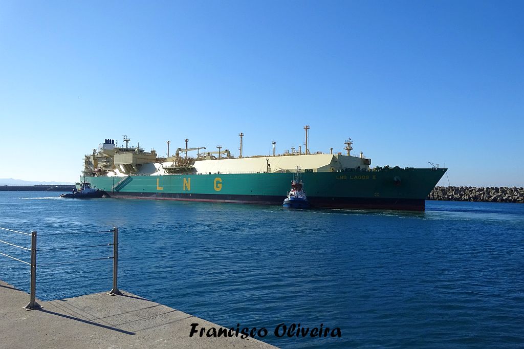 Andarilhar: Navio: LNG LAGOS II