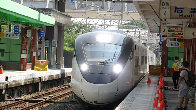 Blair's 鐵道攝影: EMU3000型電聯車 / TRA EMU3000 Type Electric Multiple Unit