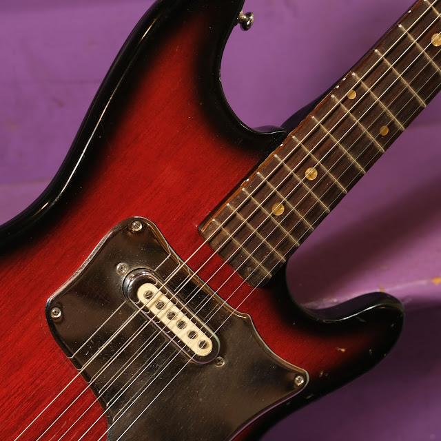 1960s Fujigen-made Strad-O-Lin Electric Guitar