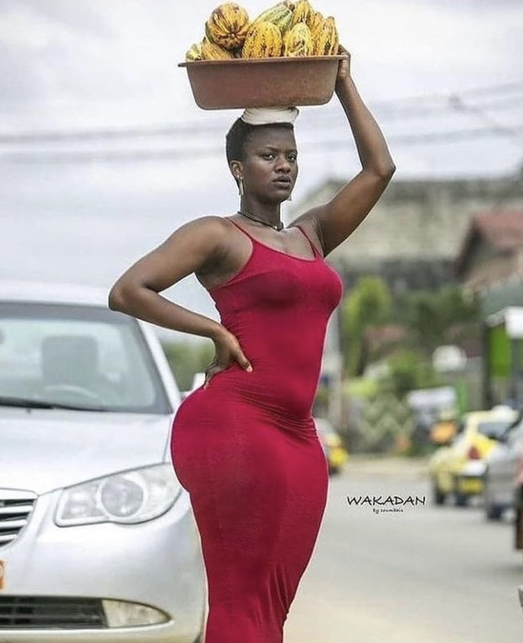 PIC : HER HUSTLE | Mafaro