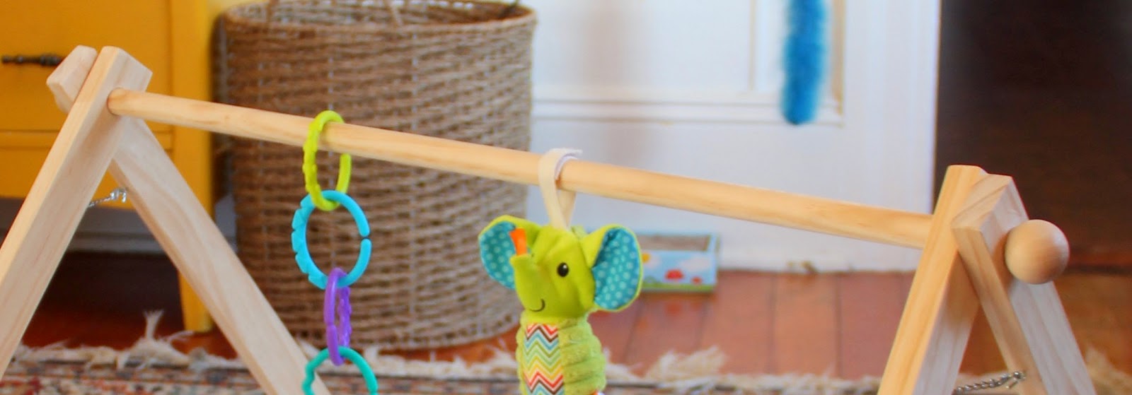 EAK! A House!: DIY Baby Gym