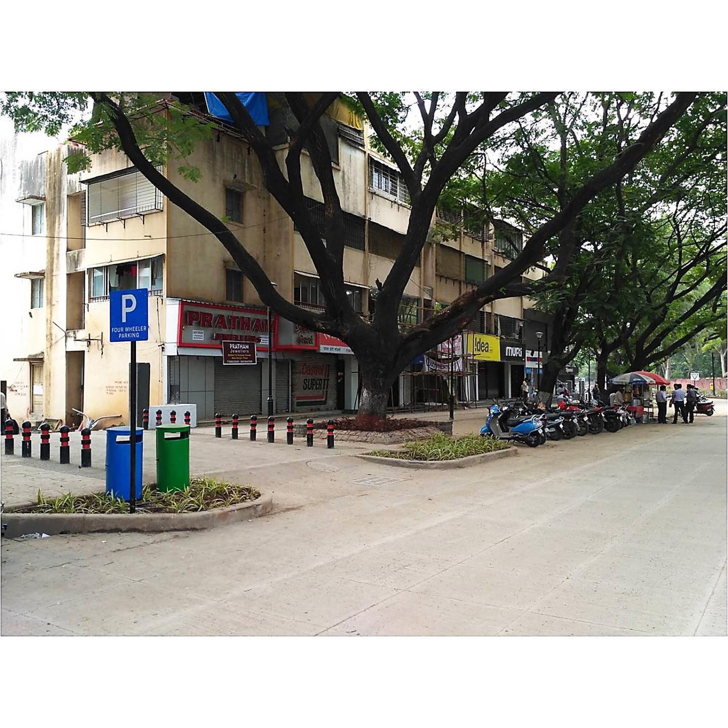 Prasanna Desai Architects: Pune Smart City : Street Redesign Project