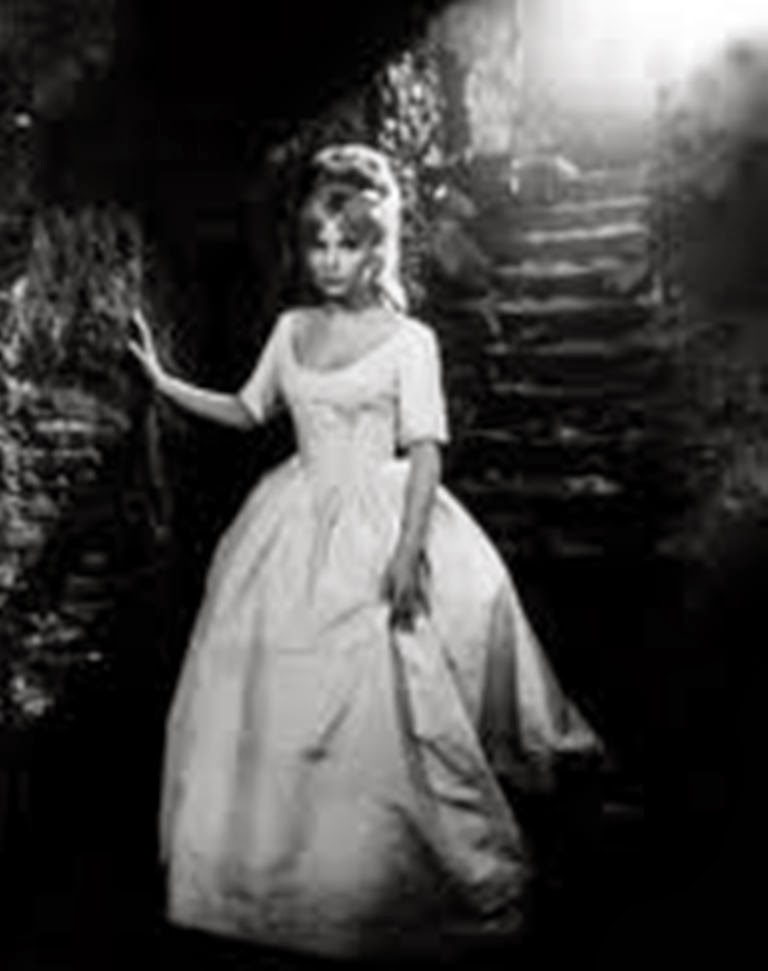 Bram Stoker: Alice Askew - Claude Askew: Aylmer Vance and the Vampire