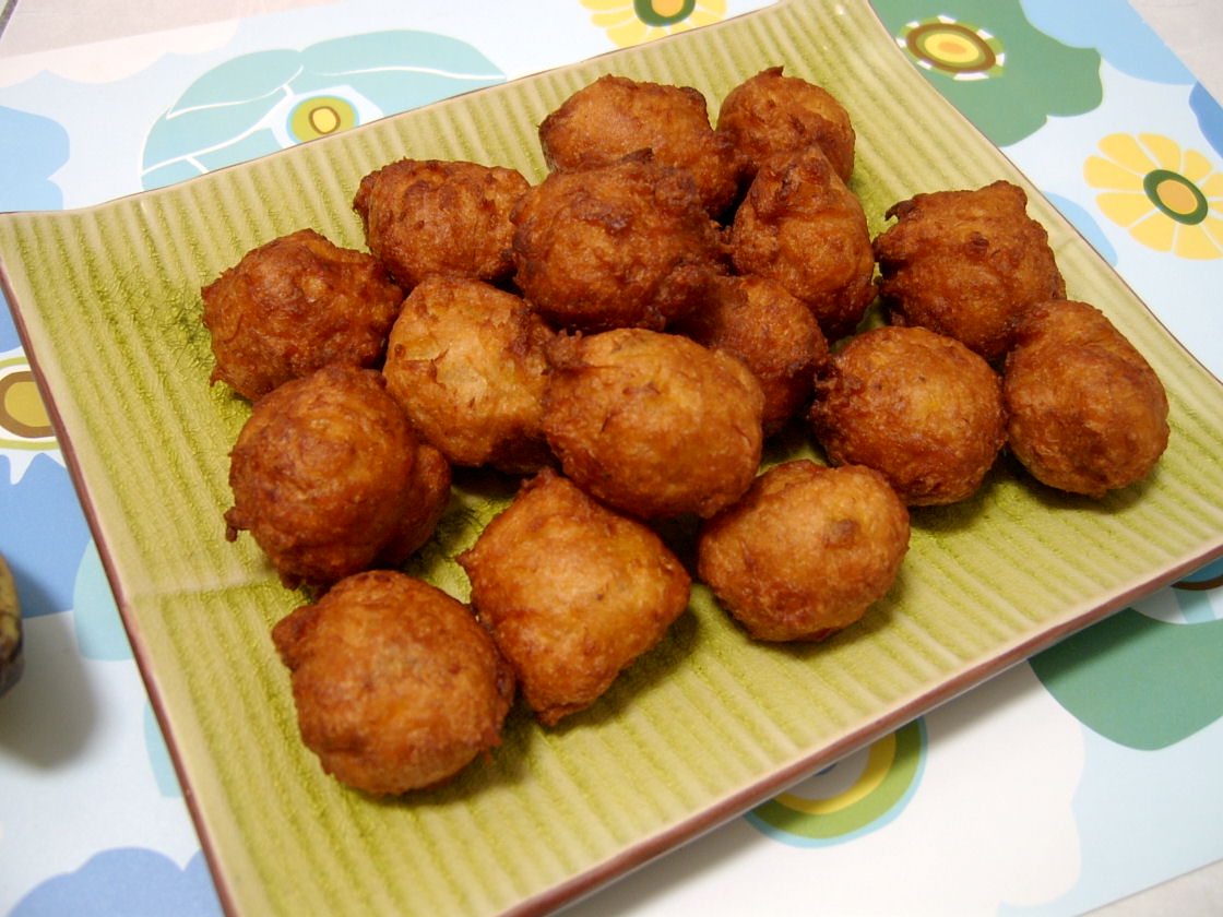 Through The Kitchen Door: Banana Fritters With Coconut