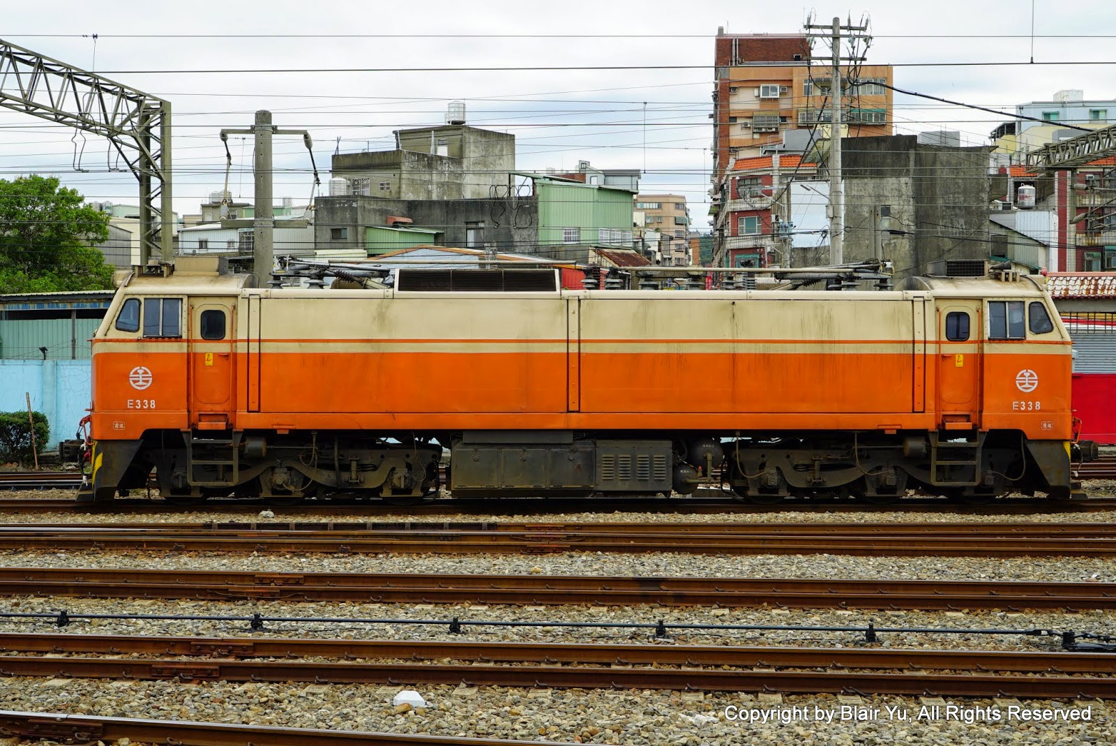 Blair's 鐵道攝影: E338電力機車 / TRA E338 Electric locomotive