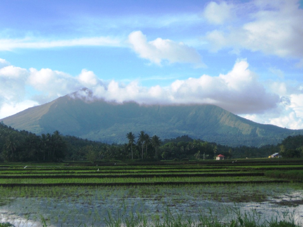 philippine provinces, cities and municipalities: Buhi, Camarines Sur