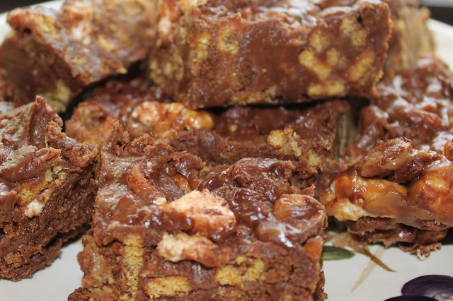 My Inner Granny: Chococheerio Bars! It's what shouldn't be for dinner ...