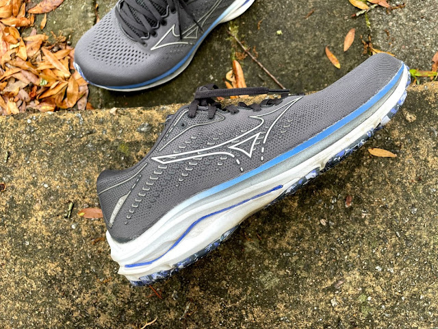 Mizuno Wave Rider 25 Review (Mesh vs. Knit Update) - DOCTORS OF RUNNING