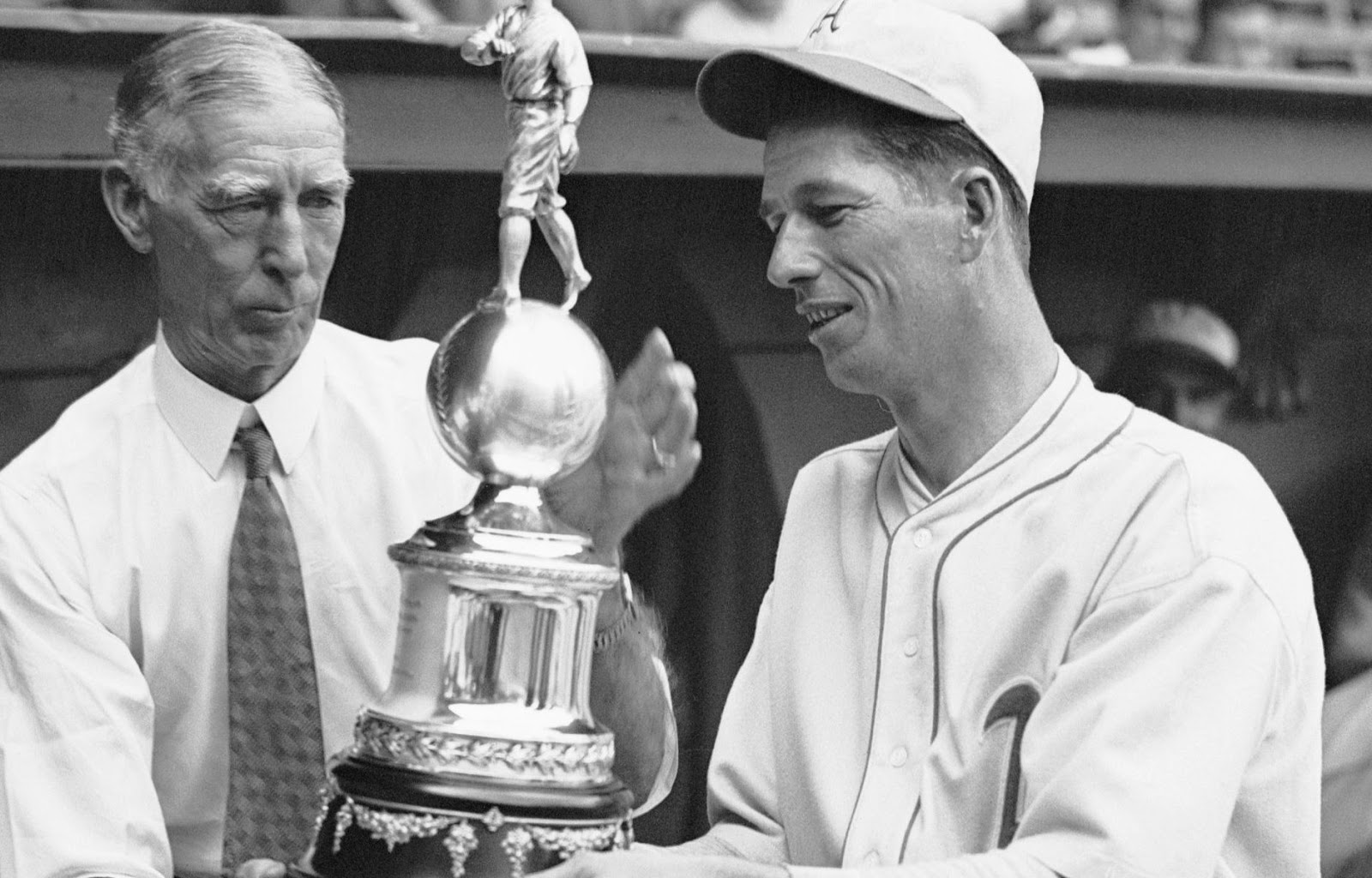 Robert "Lefty" Grove and the Business of Baseball