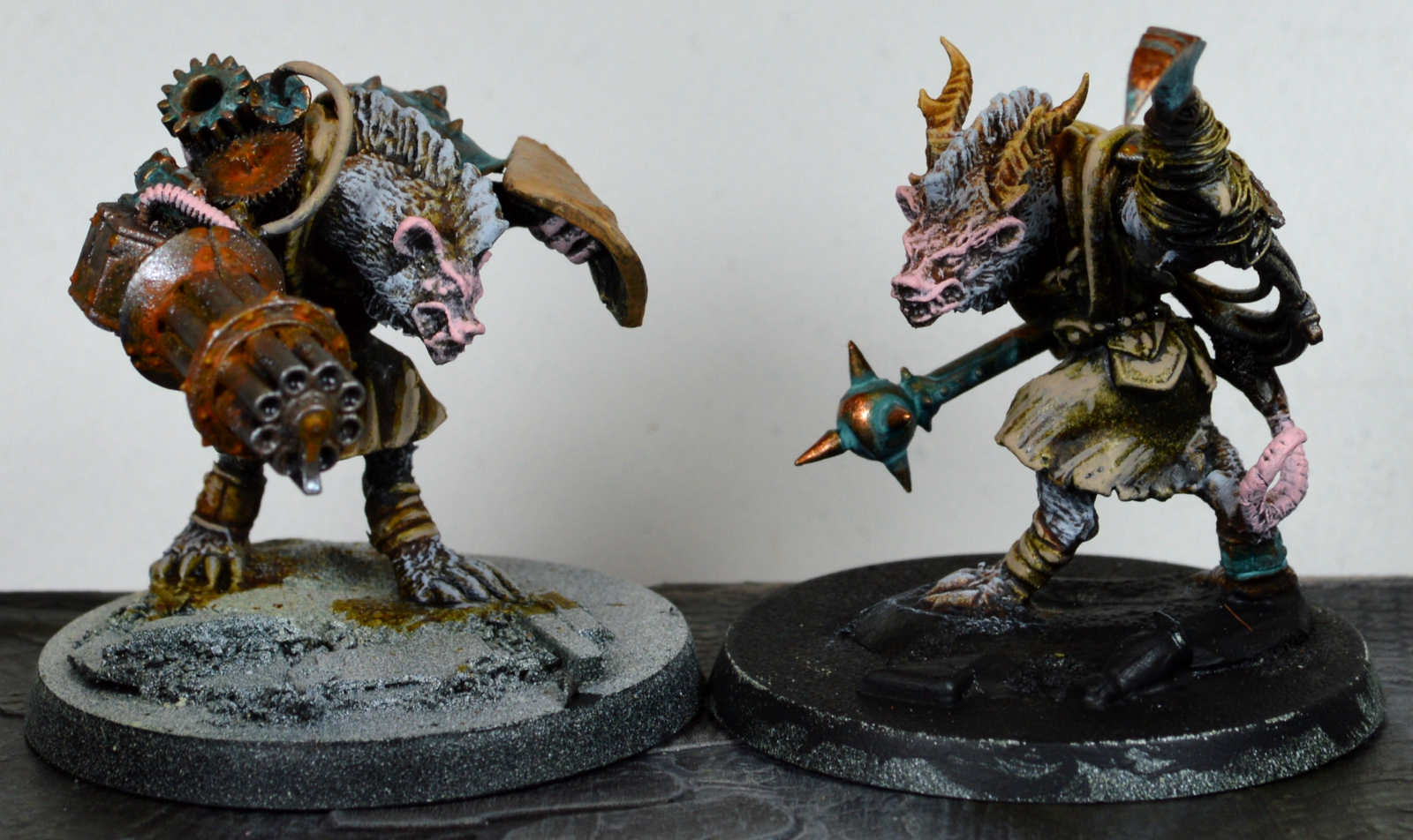 Mutant Modifier: Rat Swarms & Clanrats painted. And more WIP stuff.