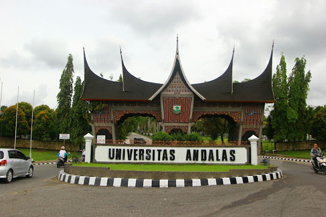 7 Fakta Kampus Universitas Andalas Padang - Teks Info