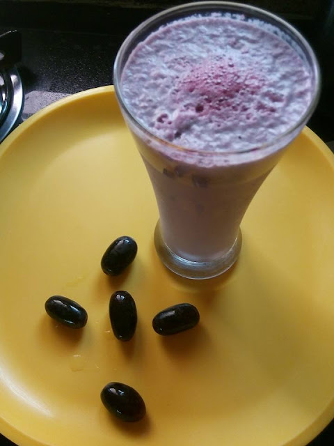Indian Food Express: Summer special cooldrink Grape milkshake
