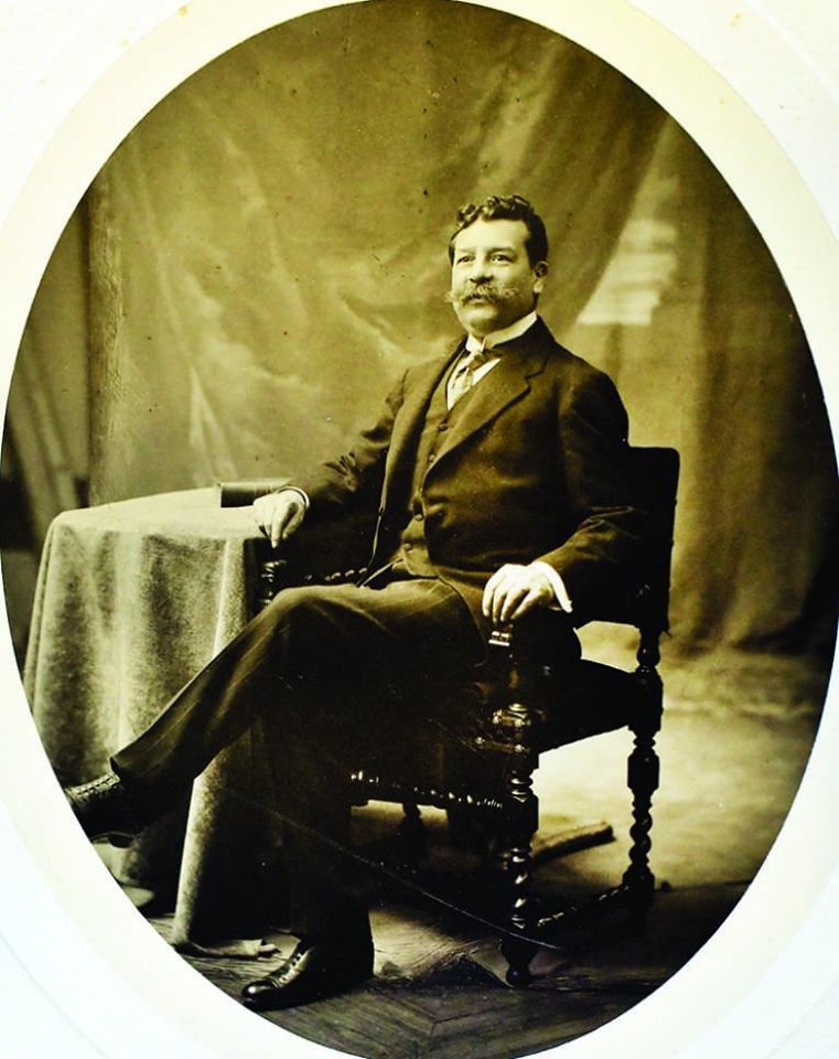 ISMAEL MONTES EL HOMBRE, PUBLICO E ÍNTIMO | Historias de Bolivia