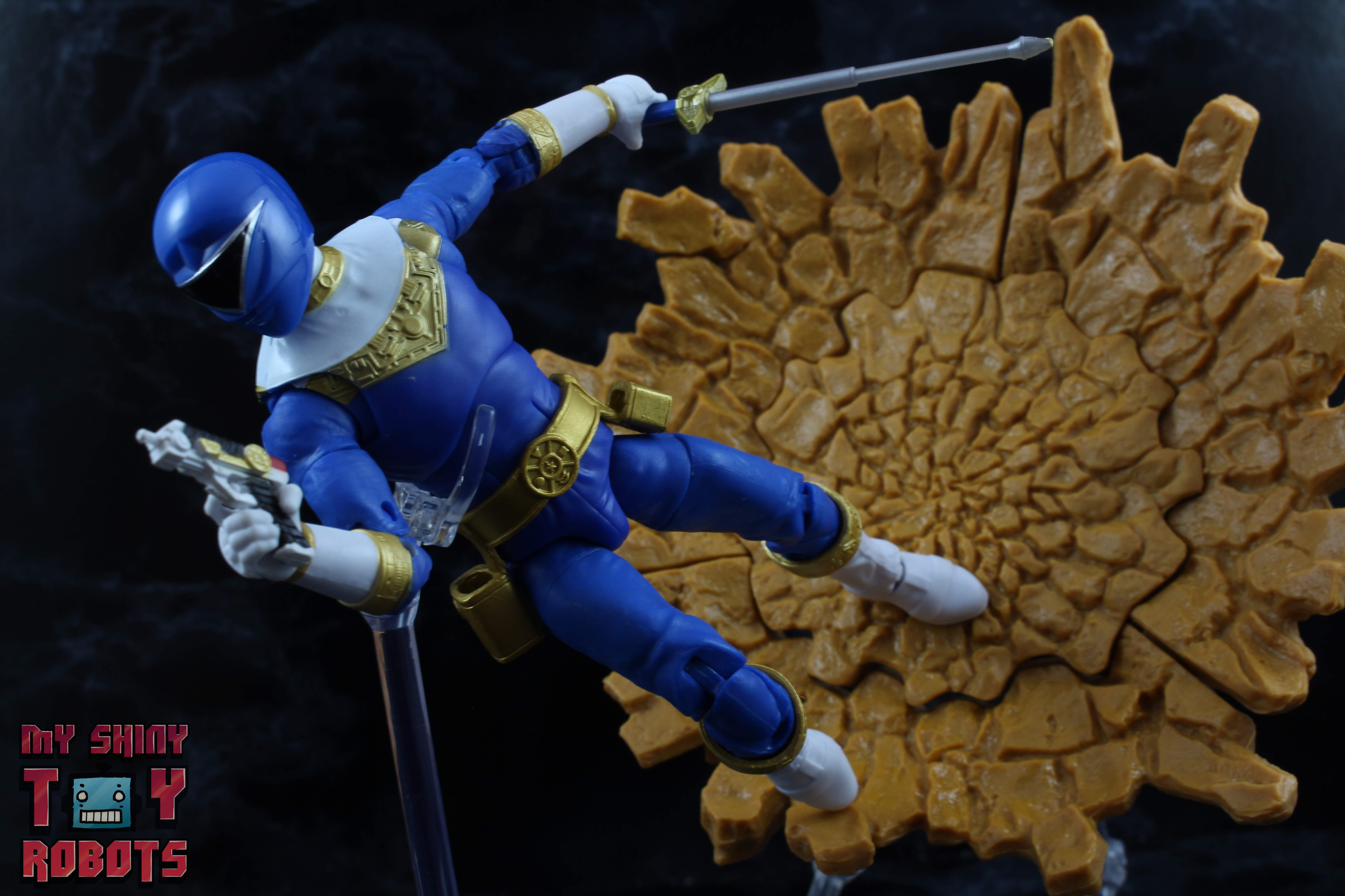 My Shiny Toy Robots: Toybox REVIEW: Power Rangers Lightning Collection ...