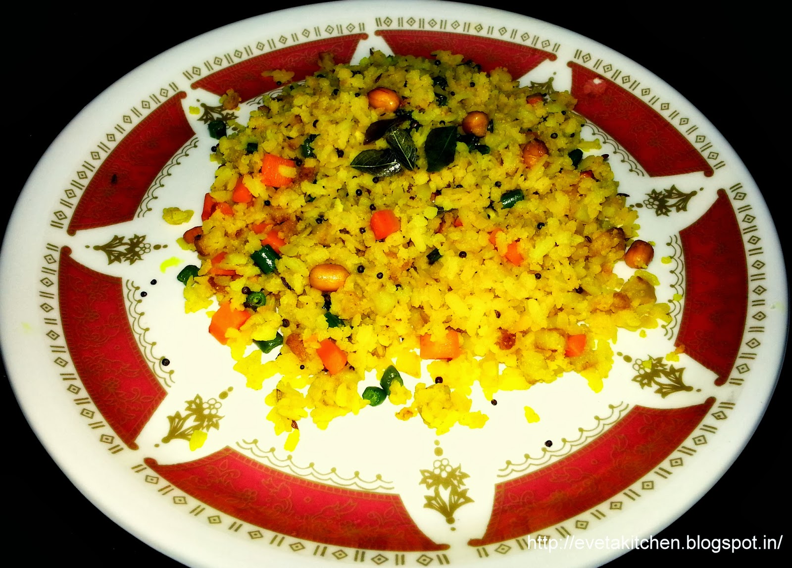 Eveta's Kitchenette: Poha (Flattened rice with vegetables)