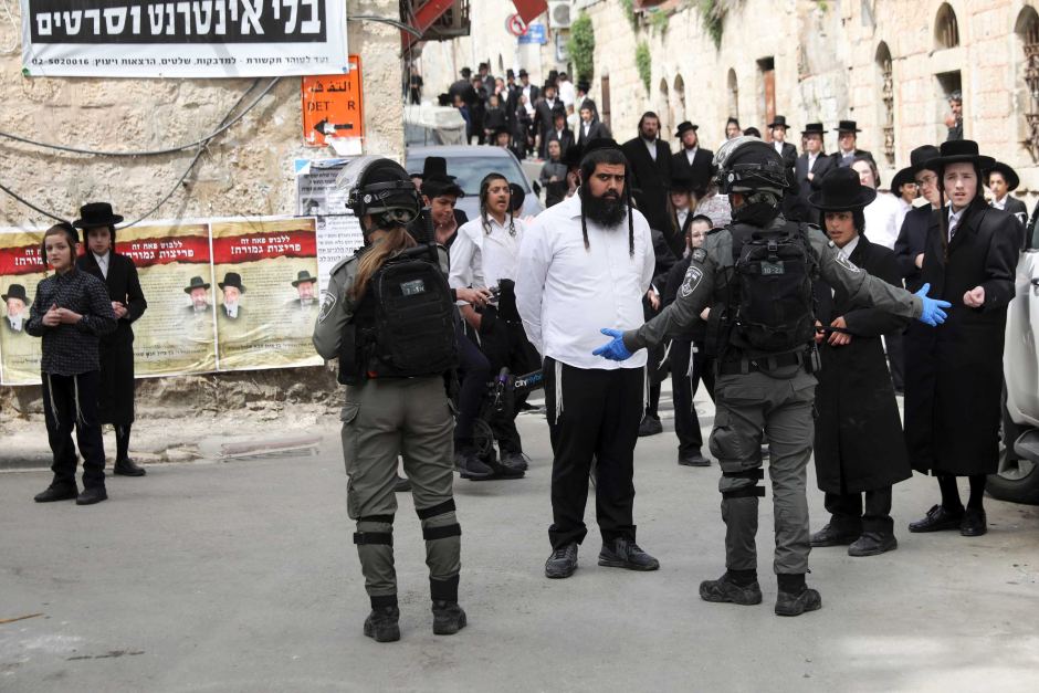 anna maria: Ultra-Orthodox Jews resist Israel's strict quarantine rules