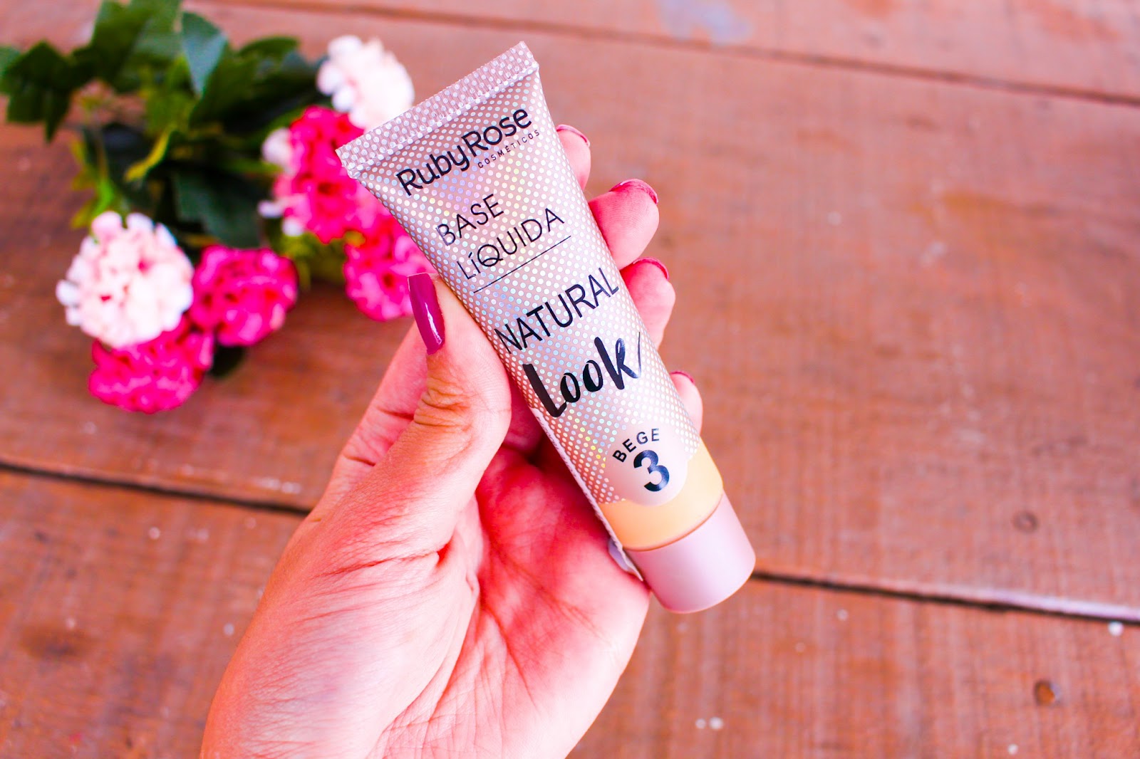 Resenha: Nova Base Natural Look da Ruby Rose - A Chata de Batom | Moda ...