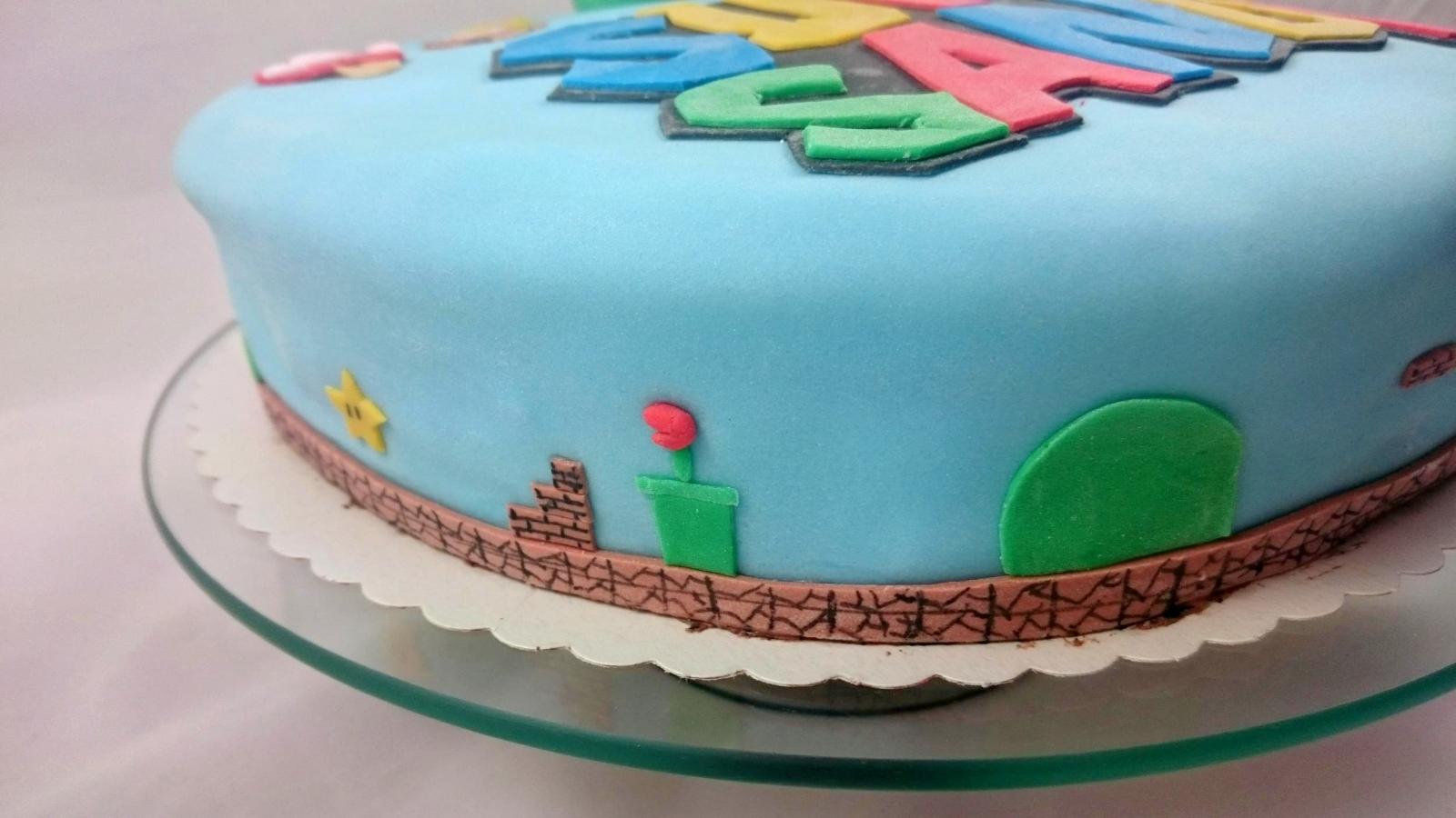 Made with love by Melly: Super Mario Torte mit Schokoladenbiskuit und ...