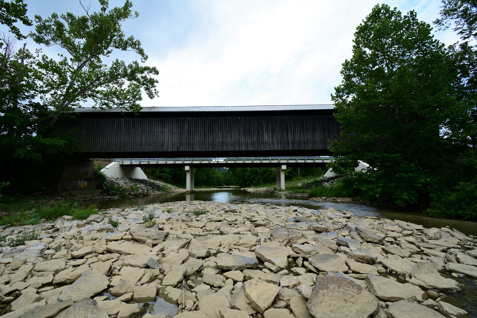 COVERED BRIDGES IN OHIO +: NORTH POLE ROAD COVERED BRIDGE - RIPLEY, OHIO