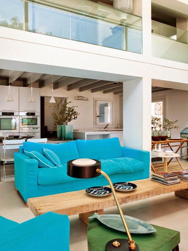 Decoración Fácil: UNA CASA EN LA PLAYA DECORADA EN FUCSIA Y AZUL TURQUESA