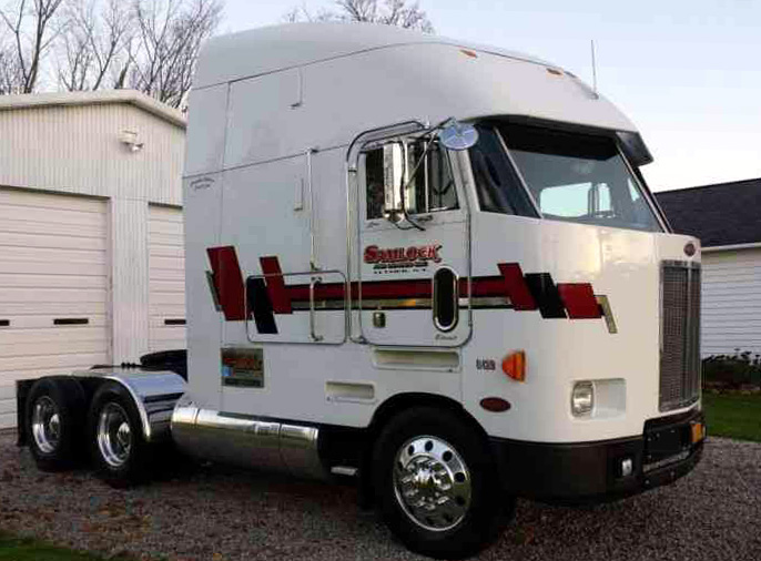 Just A Car Guy: Peterbilt’s attempt at an aerodynamic cabover, the 372 ...