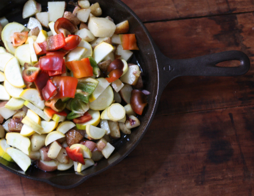 Weekend Brunch Recipe: Summer Vegetable Hash | 17 Apart