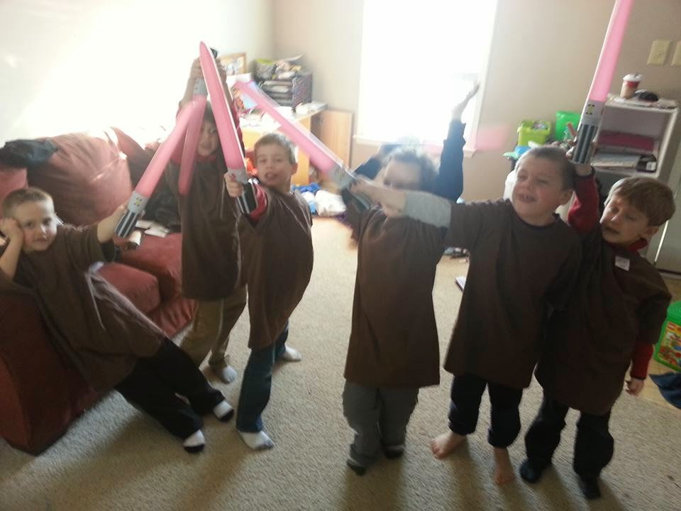 Mom Hats and More: Budget Star Wars Jedi Party for Our Boys