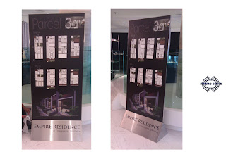 ITreuno Design: 7' x 3' Stainless Steel Standee
