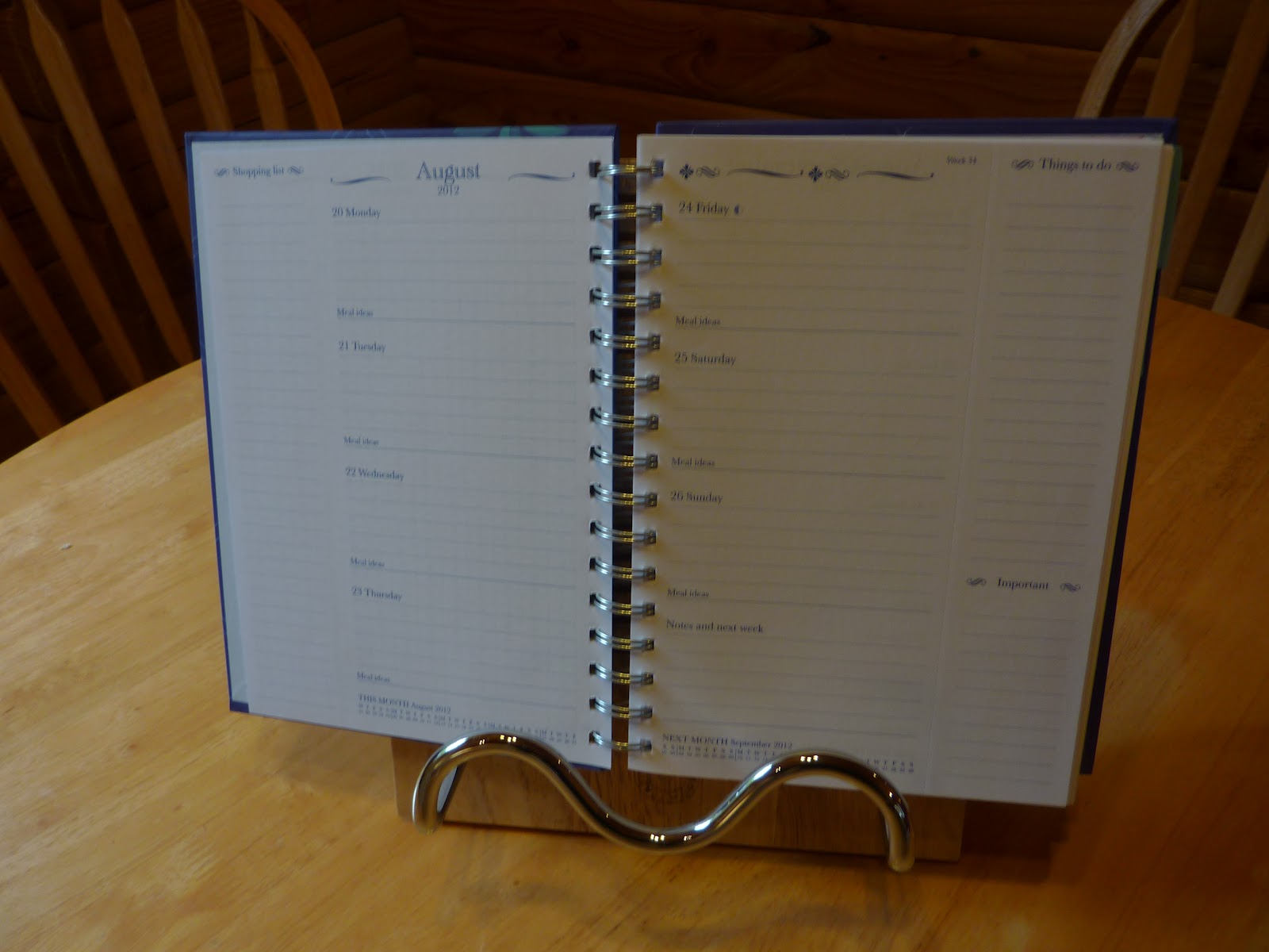 Plannerisms: Organised Mum Diary Stand, Pen Loop and 2013 Life Book Diary