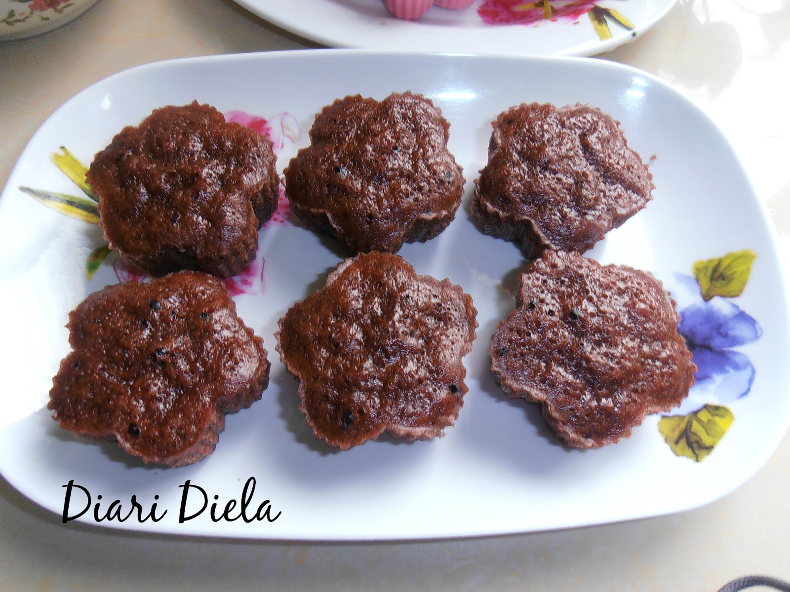 DIARI DIELA: Kuih Apam Coklat