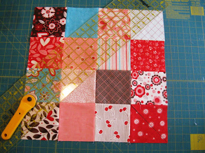 Happy Quilting: Disappearing 16 Patch Tutorial
