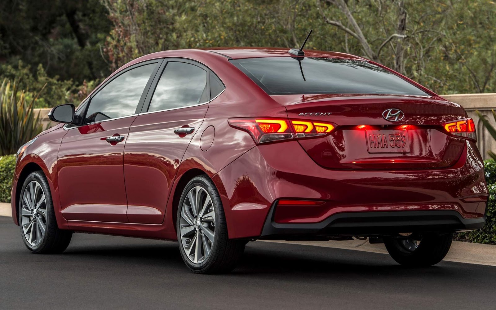 Hyundai Accent 2018: fotos e especificações oficiais - EUA Hyundai Accent 2018: fotos e especificações oficiais - EUA