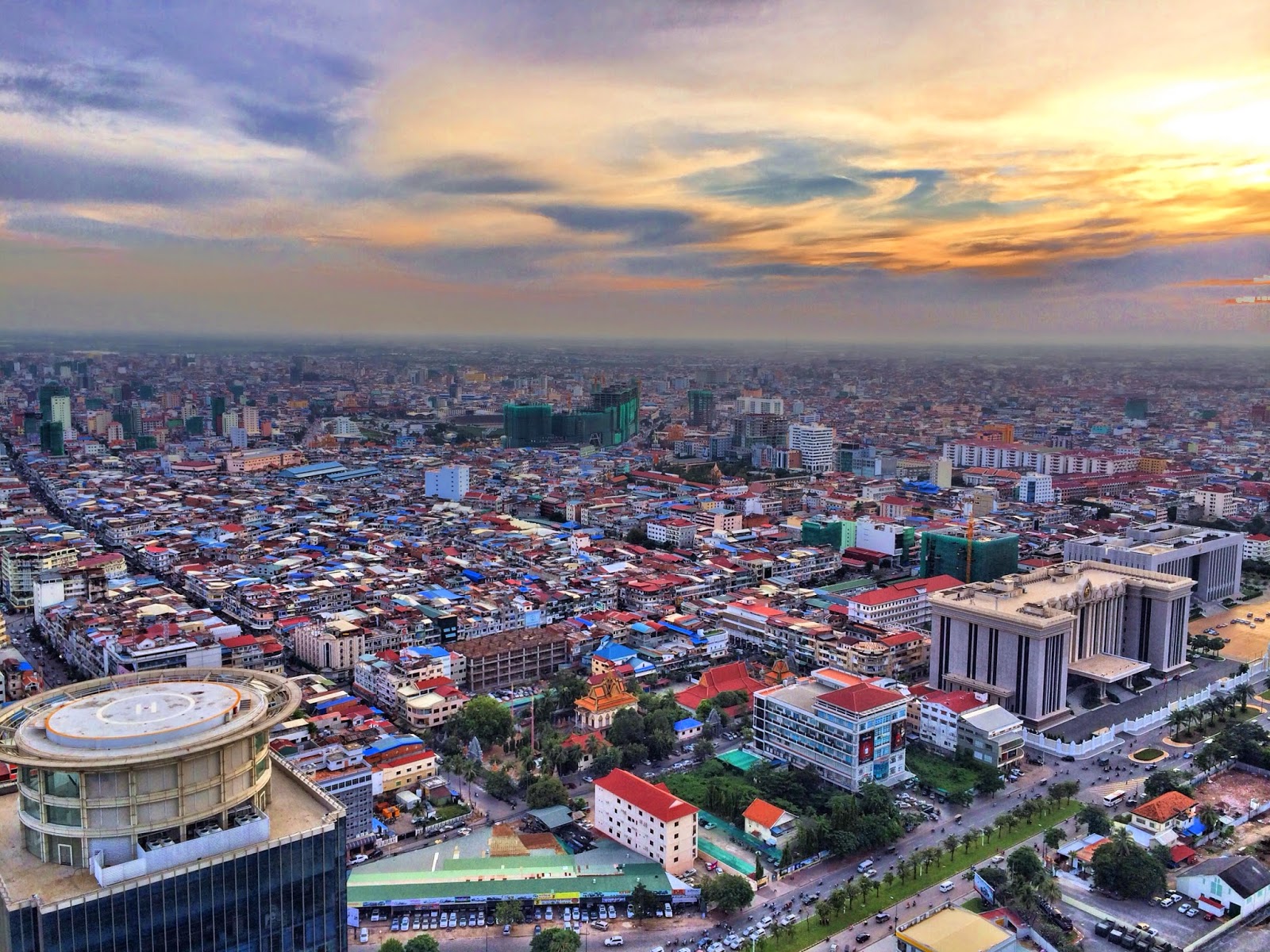 Welcome to Sopheakttk blog: Phnom Penh City Skyline