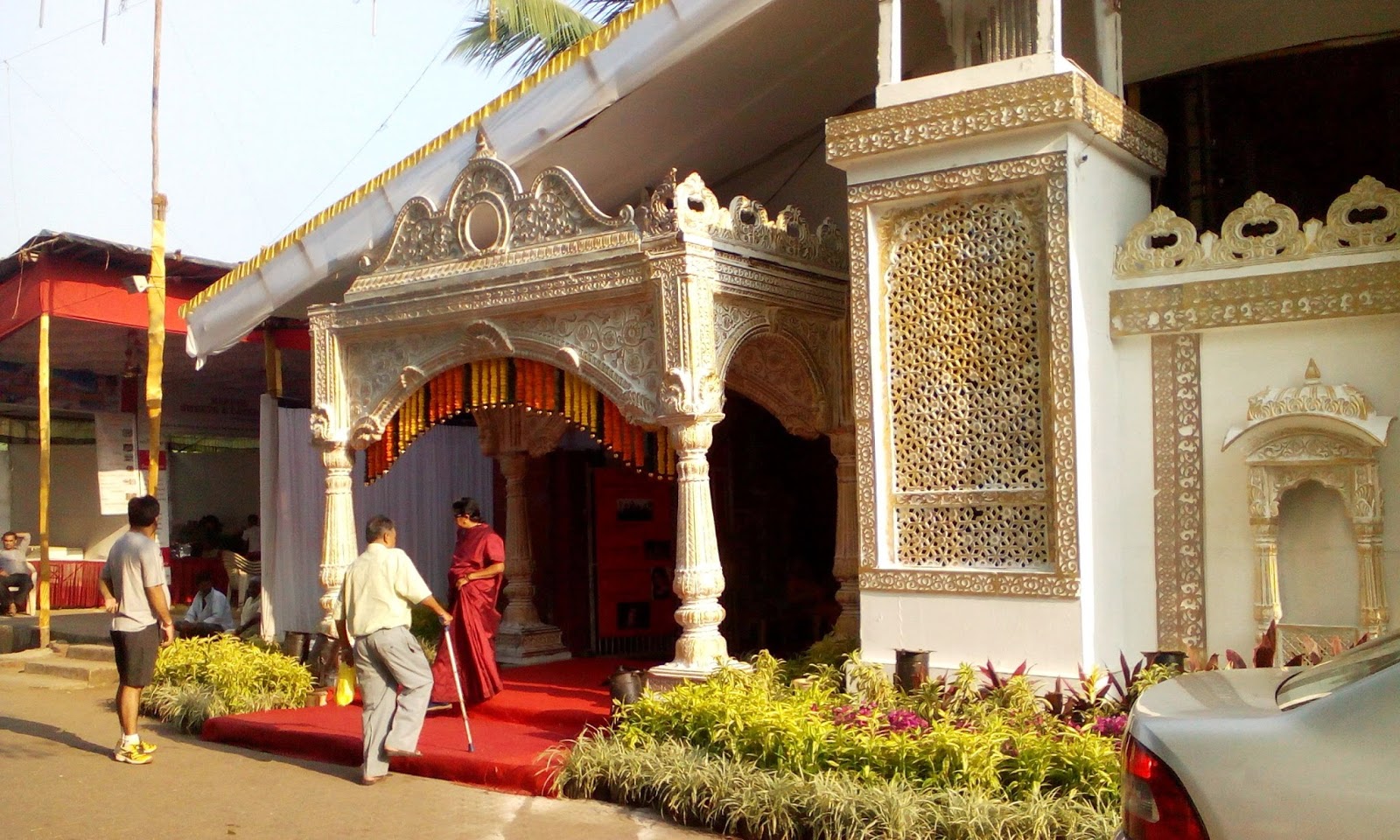 Mumbai's Durga Pujas on Sashti |Bengali Mumbaikars