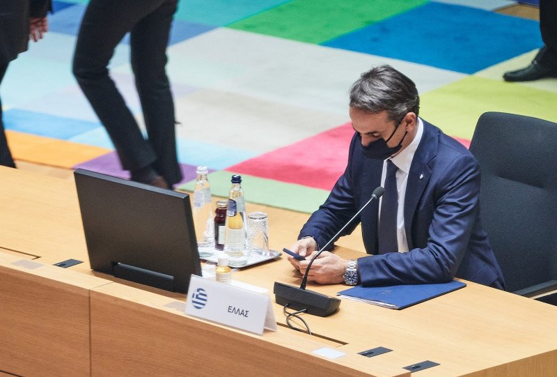 ΕΛΛΑΣ ΑΙΩΝΙΟΝ, ΑΘΑΝΑΤΟΝ,ΑΔΕΣΜΕΥΤΟΝ ΠΝΕΥΜΑ: Κῦττα δίπλα σου καί θά ...