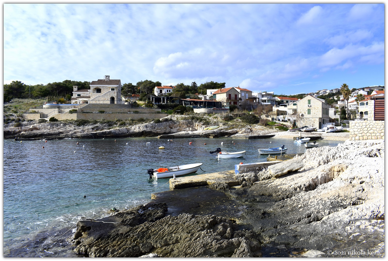 Rukavac (otok Vis), zimsko prijepodne - ISSA-VIS-Kut