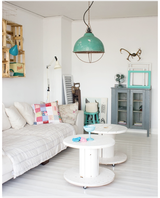 LET'S STAY: Spool Tables